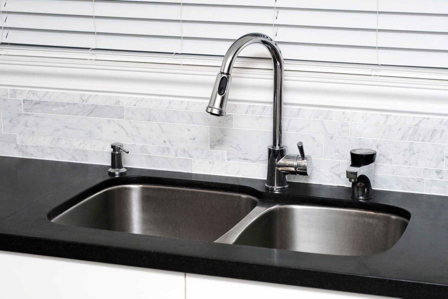 How to Install a Double Sink in Your Kitchen | PlumbWize